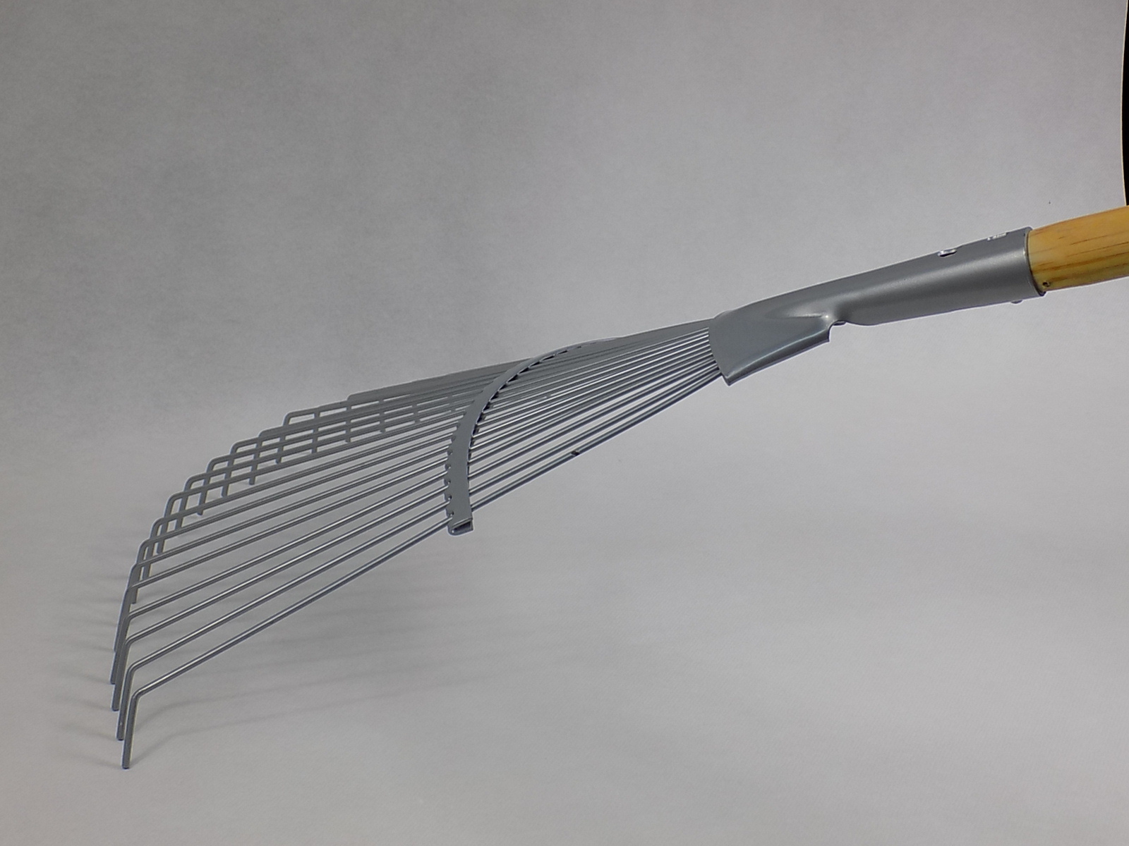 Bladhark metaal ronde tand + steel 1.50 m. - Samco Gereedschappen